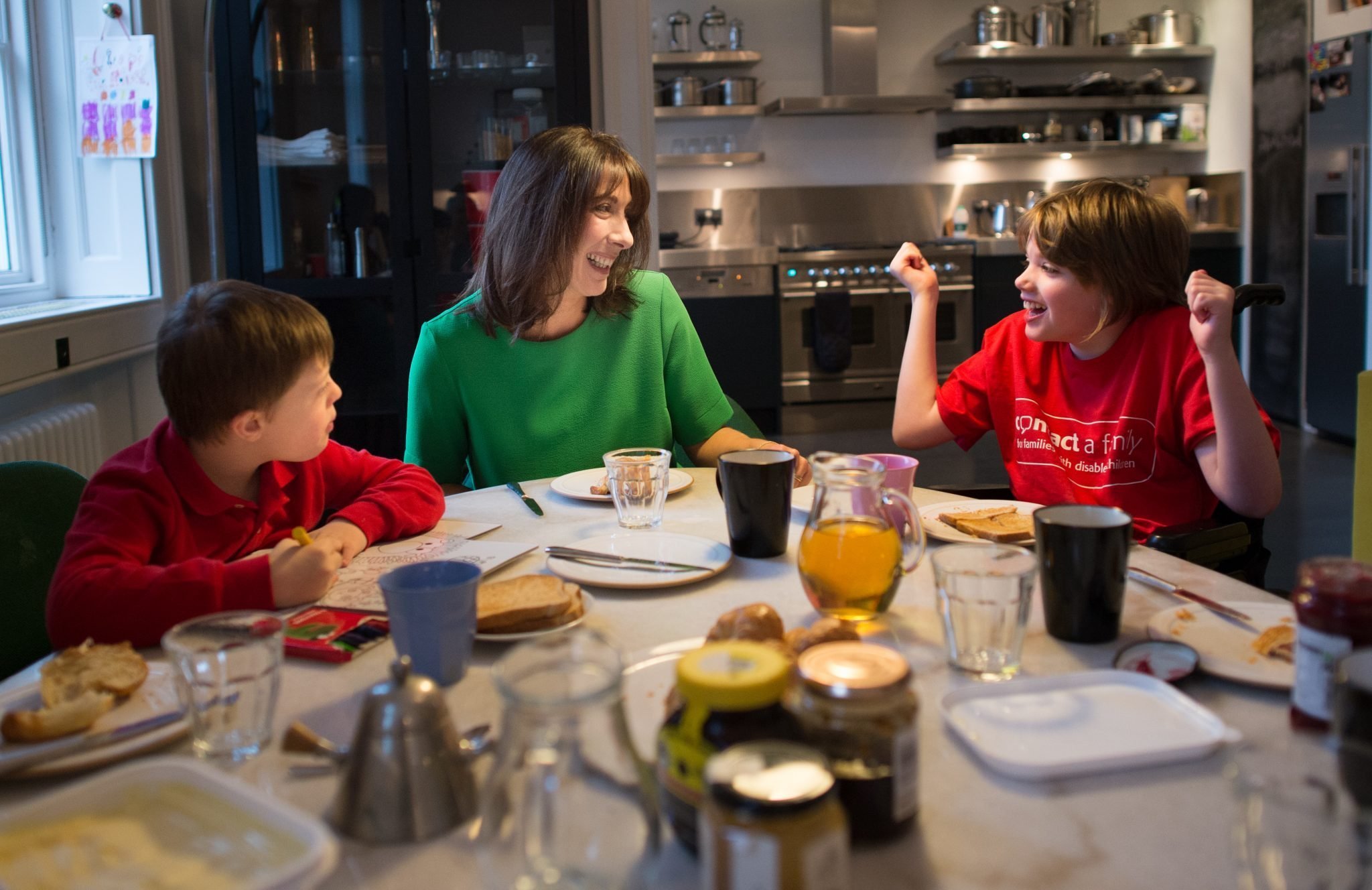 Por qué es tan importante compartir comidas con los hijos - Forbes España