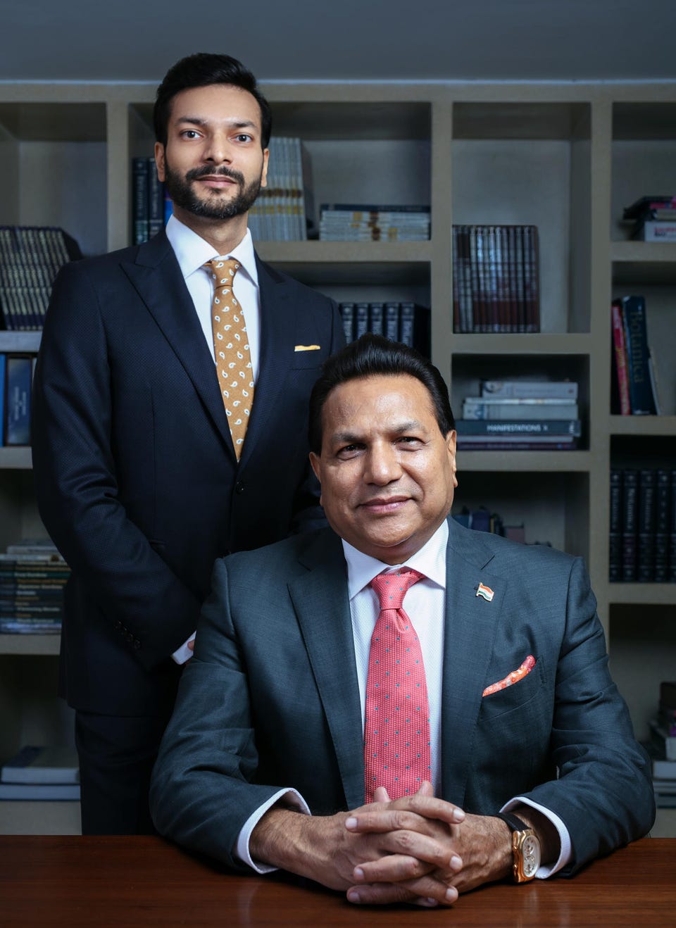 De zapatero a multimillonario: así es Hari Krishan Agarwal - Forbes España