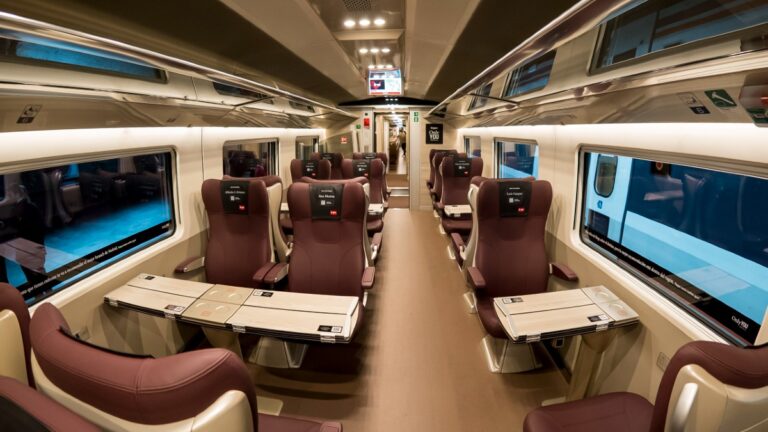 Only YOU Hotels e iryo se unen para crear Singular Only YOU Hotels, el ...