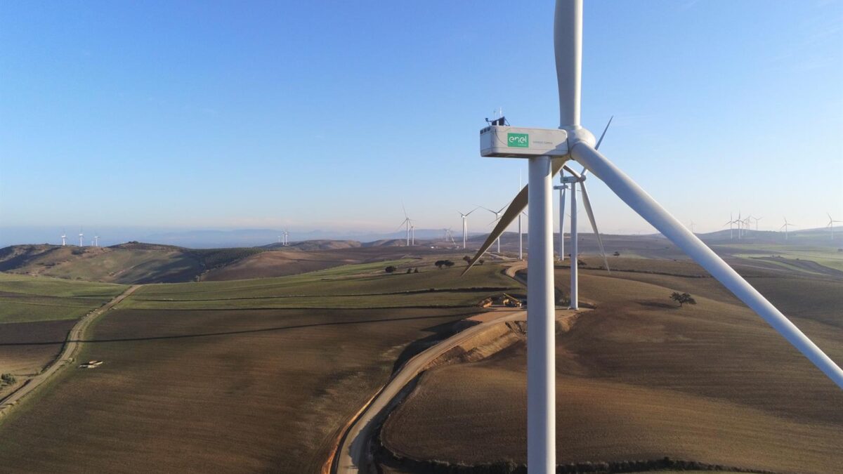 Endesa presenta al Gobierno su plan para ahorrar hasta 9,6 teravatios ...