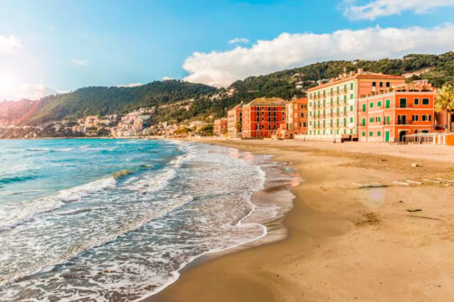 La guía definitiva de las mejores playas de Italia - Forbes España