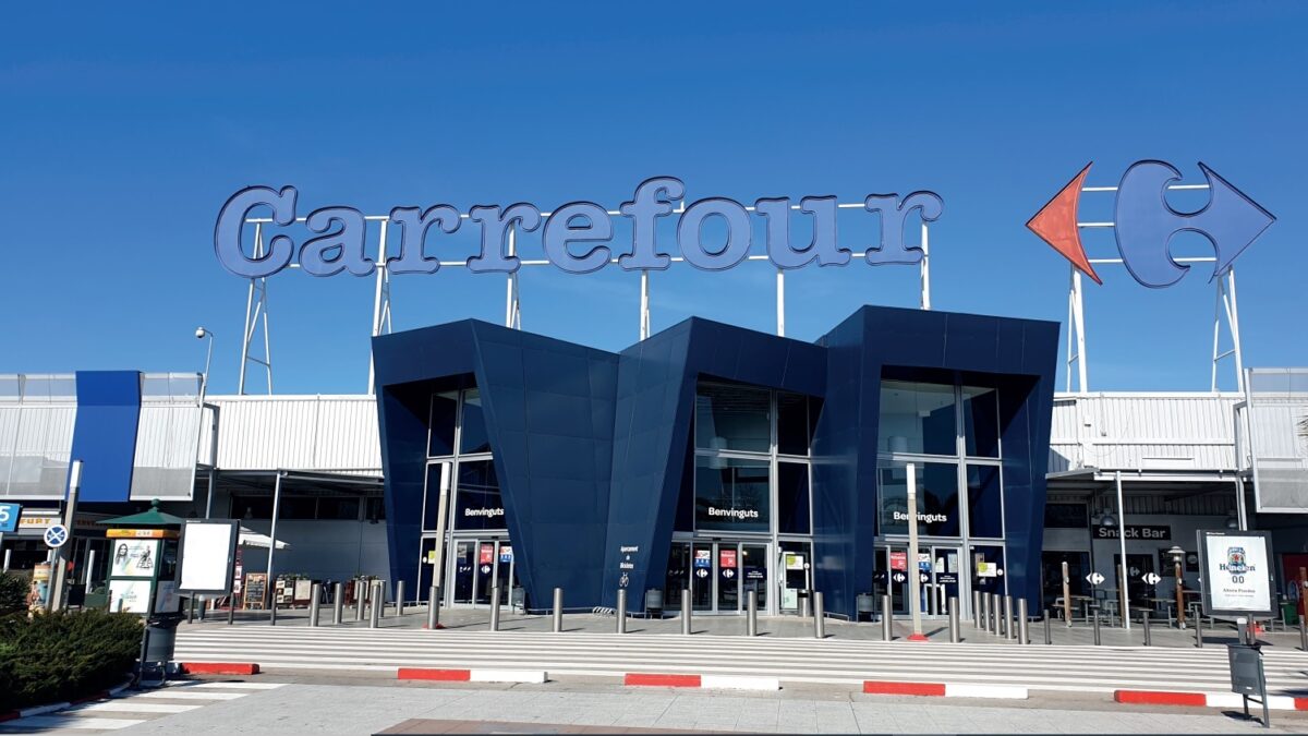 Carrefour celebra 50 años en España con presencia en todas las CCAA y ...