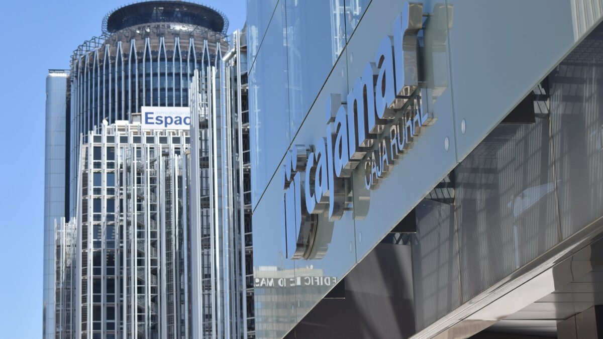 DBRS eleva el rating de Cajamar a 'BBB (baja)' - Forbes España