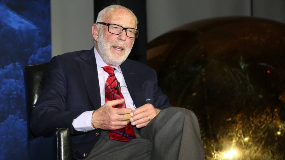 Última entrevista a Jim Simons, la leyenda de los fondos de cobertura ...