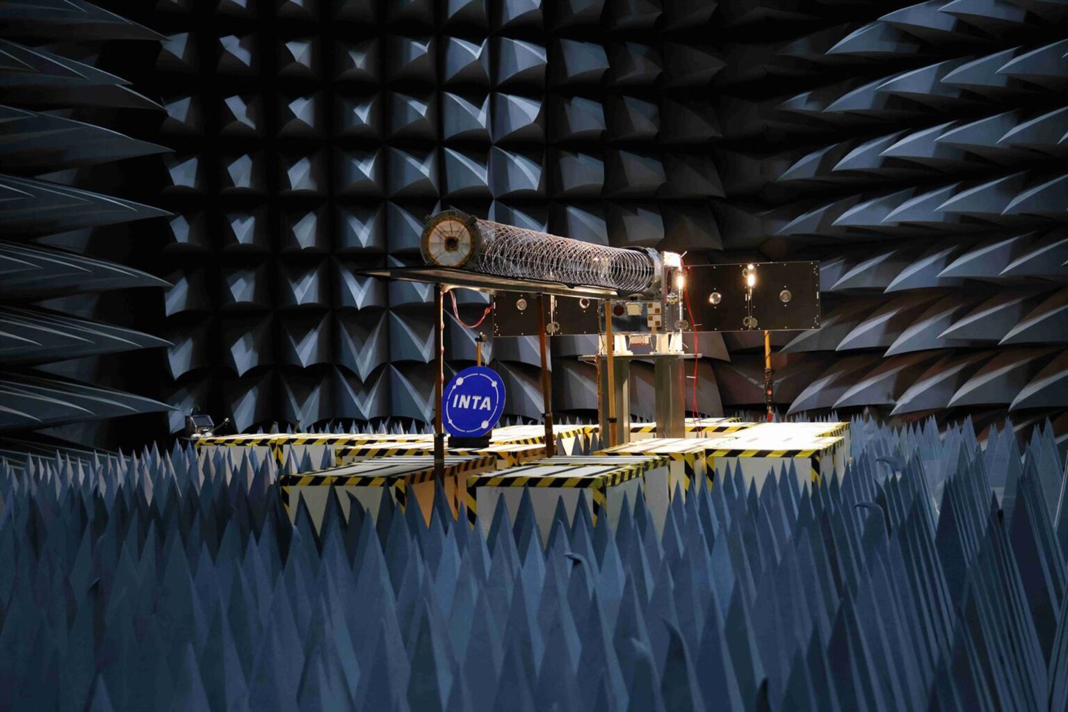 Sarah fraisou x the girl Iris is a excellent gal with