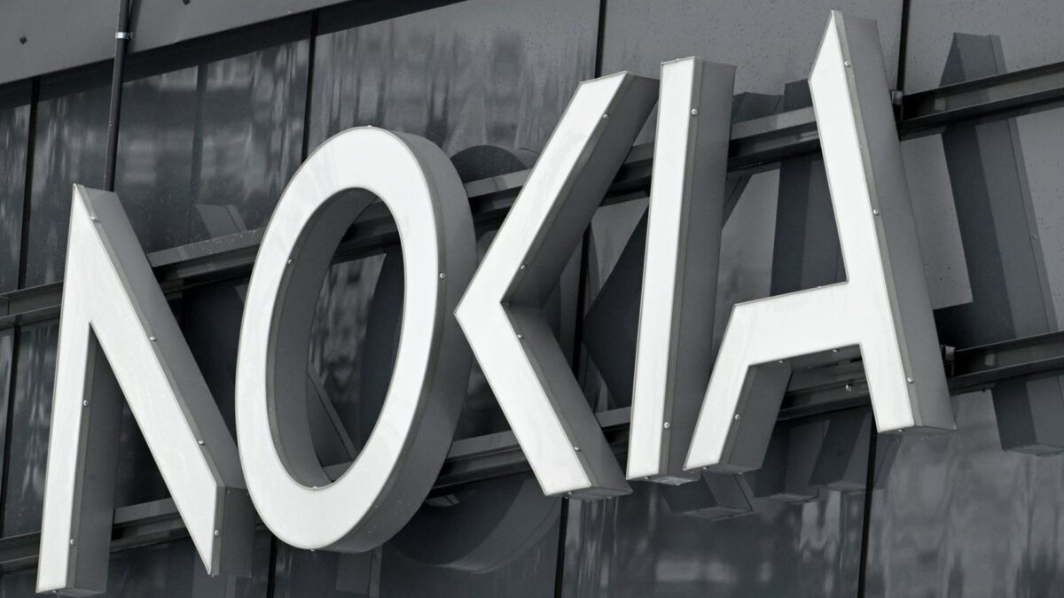 Nokia reduce la previsión de su resultado operativo para 2025 por la ...