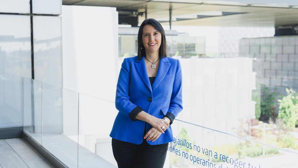 Economía-Elena Gil (Telefónica Tech):"Nuestros proyectos de IA ...