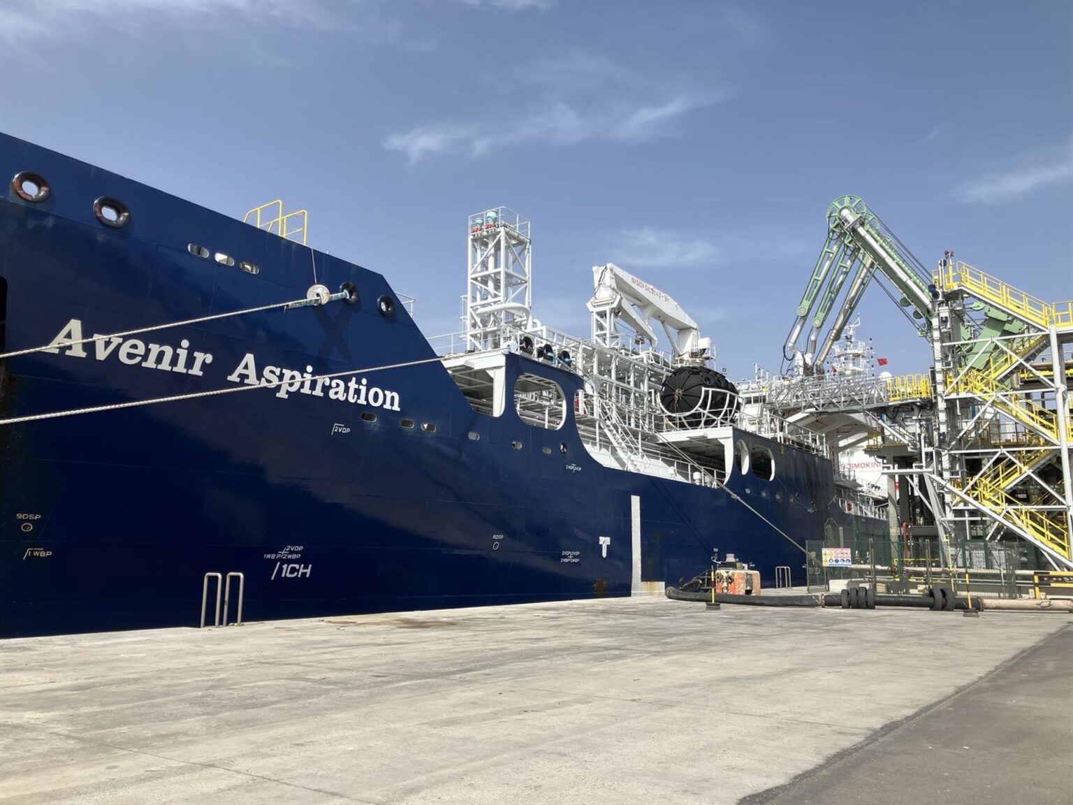 Axpo completa el primer abastecimiento de bioGNL de barco a barco de ...