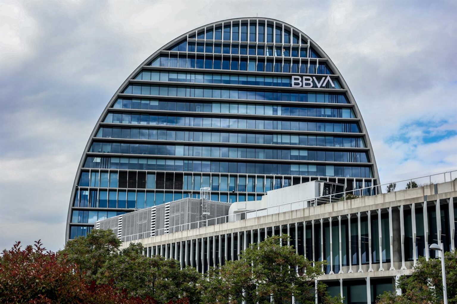 Bank of America reitera su apuesta por BBVA y aumenta su precio ...