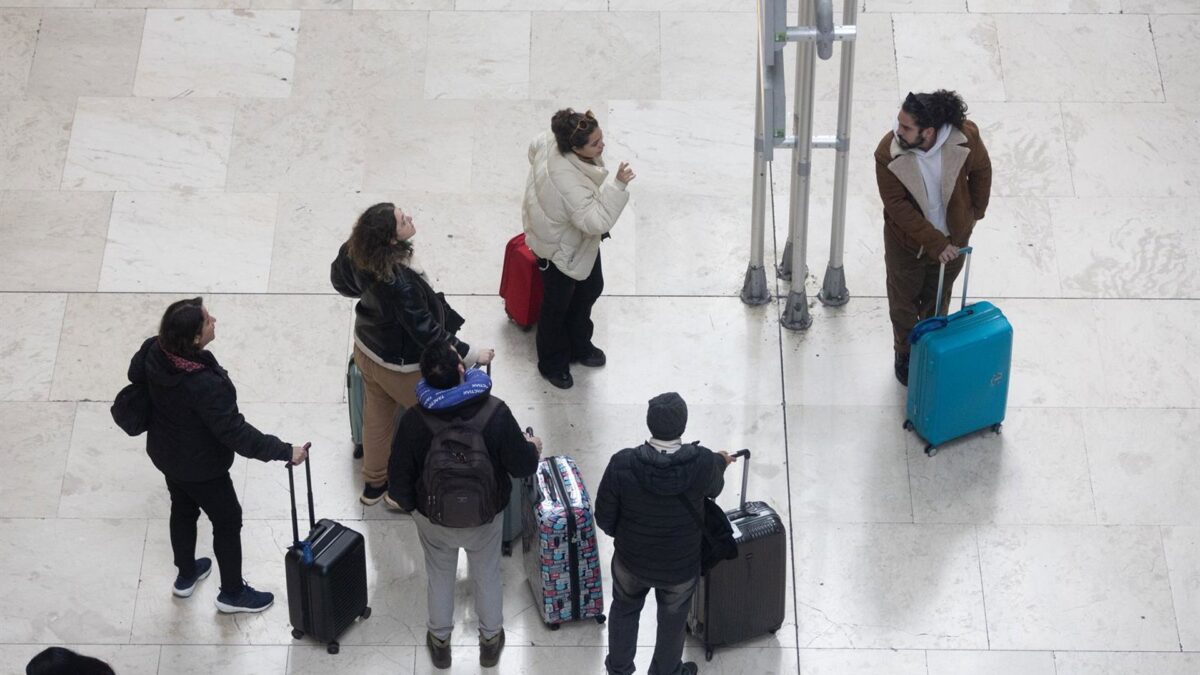 Los aeropuertos españoles operarán 4.595 vuelos durante el día de Reyes ...