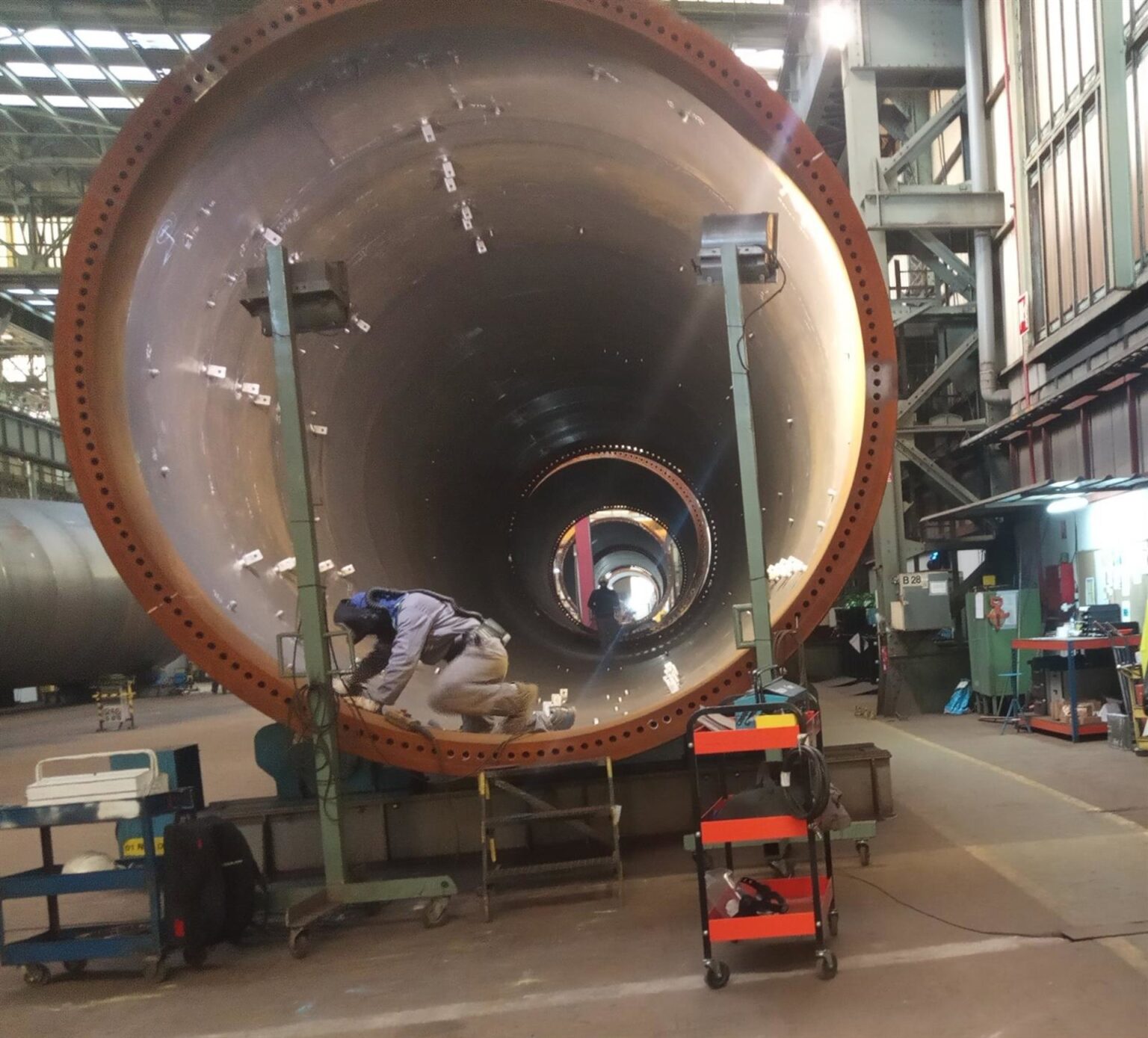 Windar Renovables invierte en una nueva fábrica de torres eólicas ...