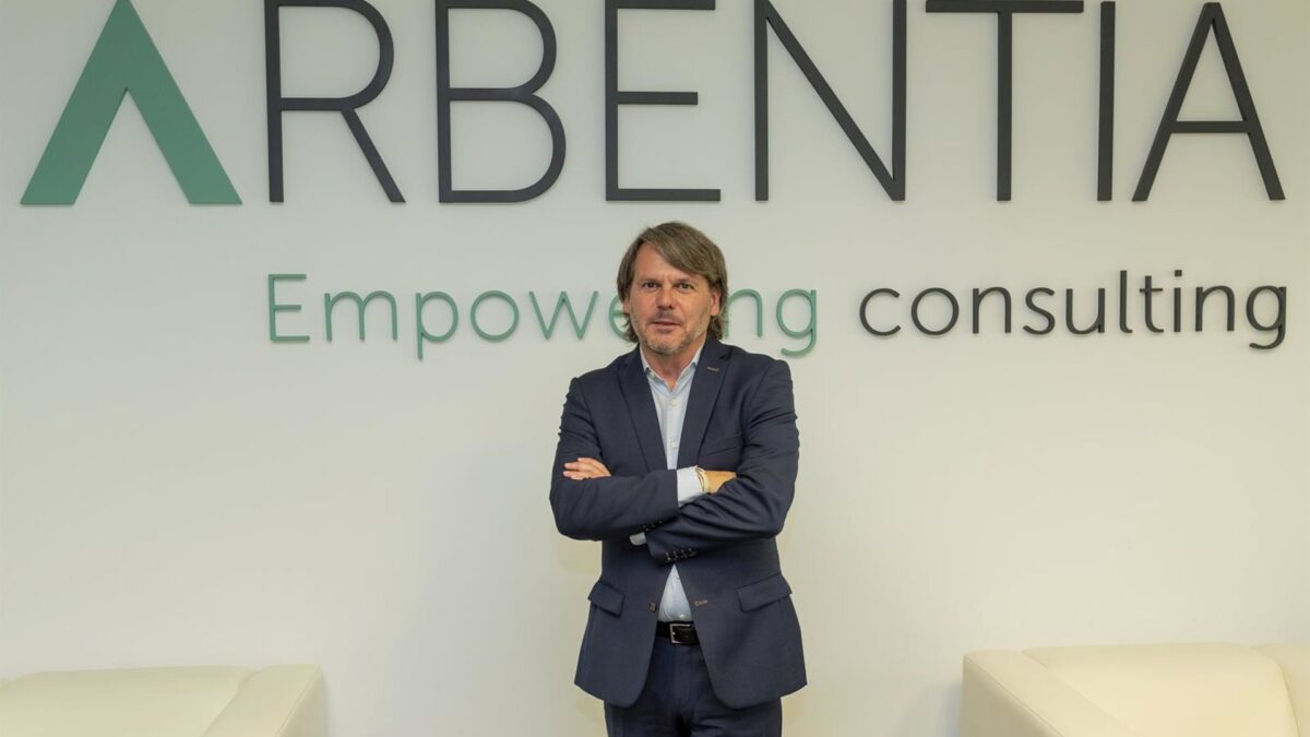 La tecnológica Arbentia mejora un 24% sus ingresos en 2025, hasta los ...